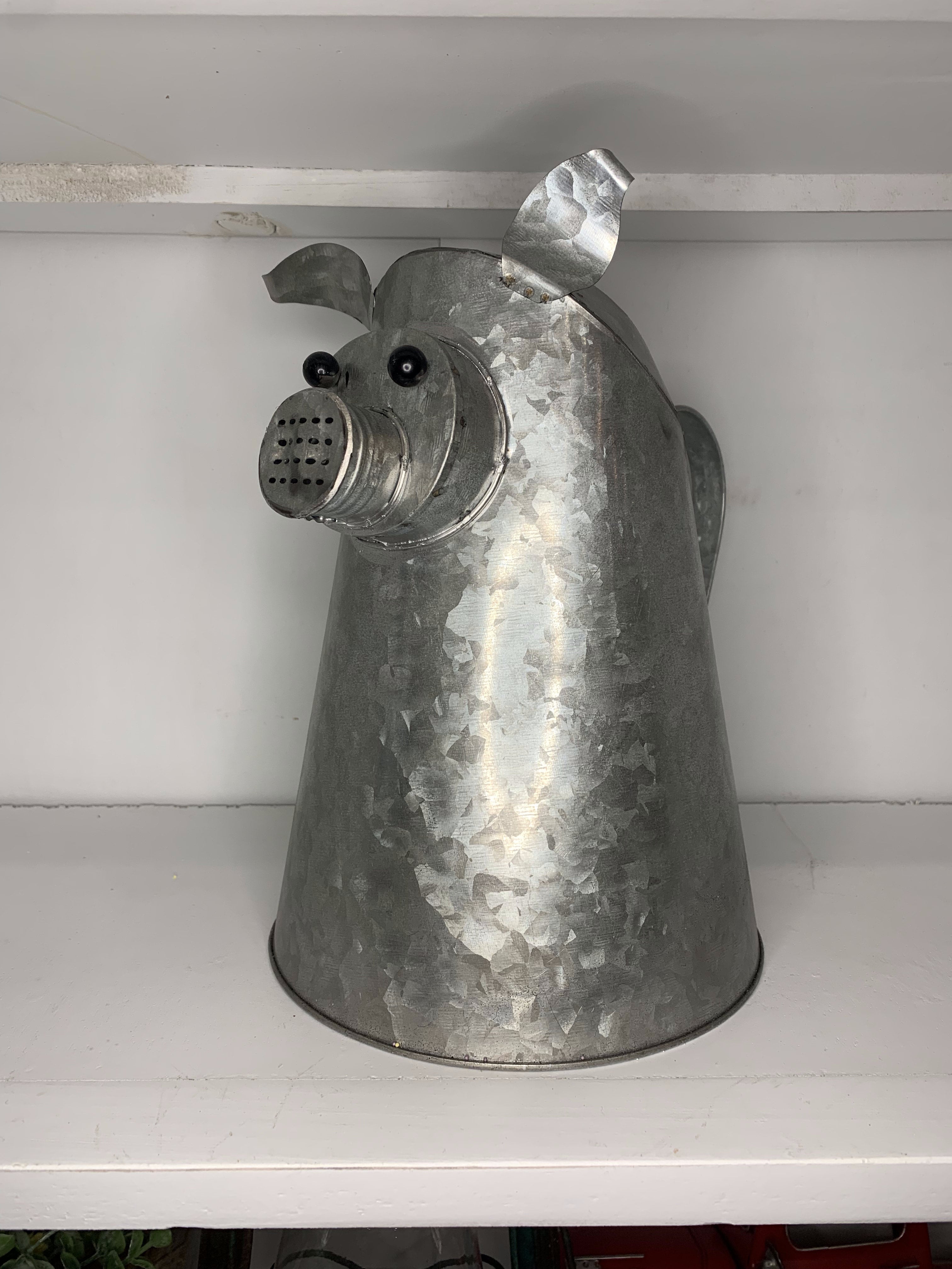 Pig Pitcher | The Rustic Farmhouse